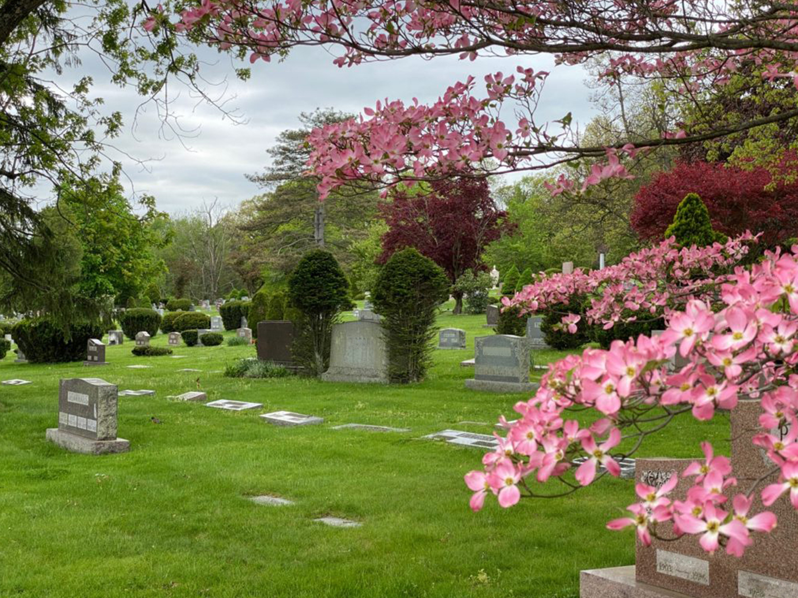 Traditional Grave Burial in Canton, OH Cemeteries