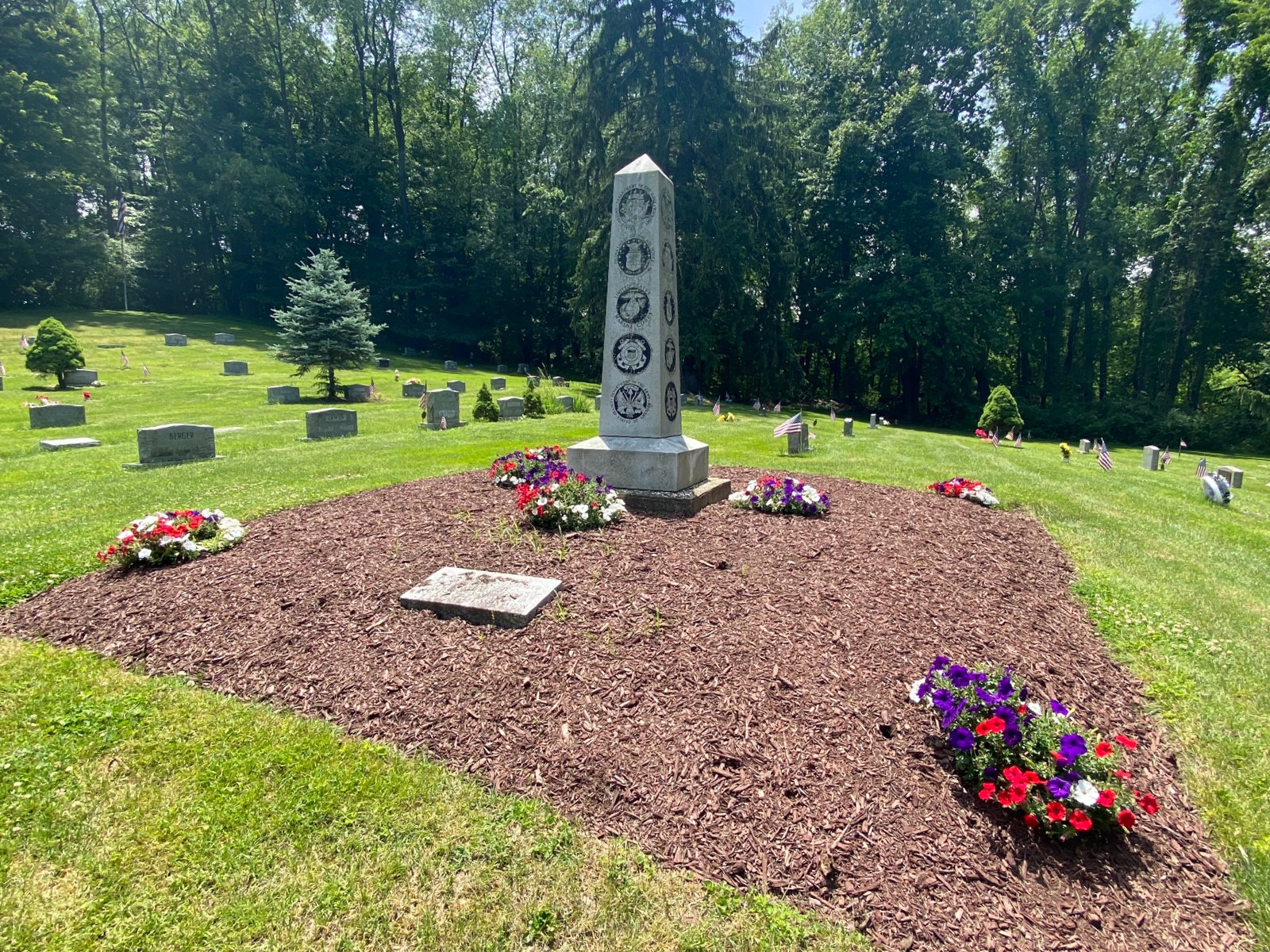 Free Veterans Burial Spaces in Canton, OH Cemetery